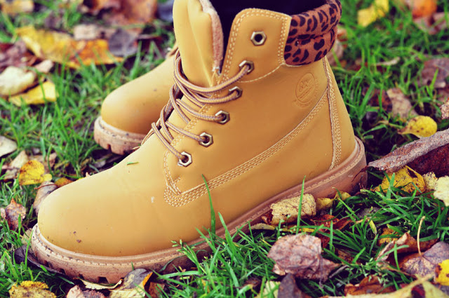 OUTFIT DEL DÍA: Beige boots outfit, Look con botas beige