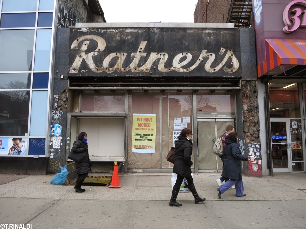 New York Neon: Ratner's Ghost Neon