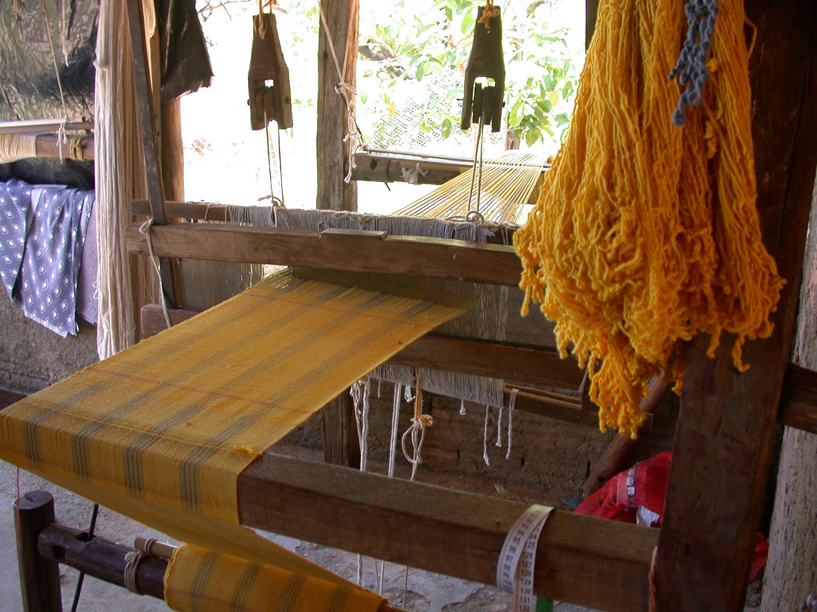 Quem conta um conto...: Um poema para vocês: Teares