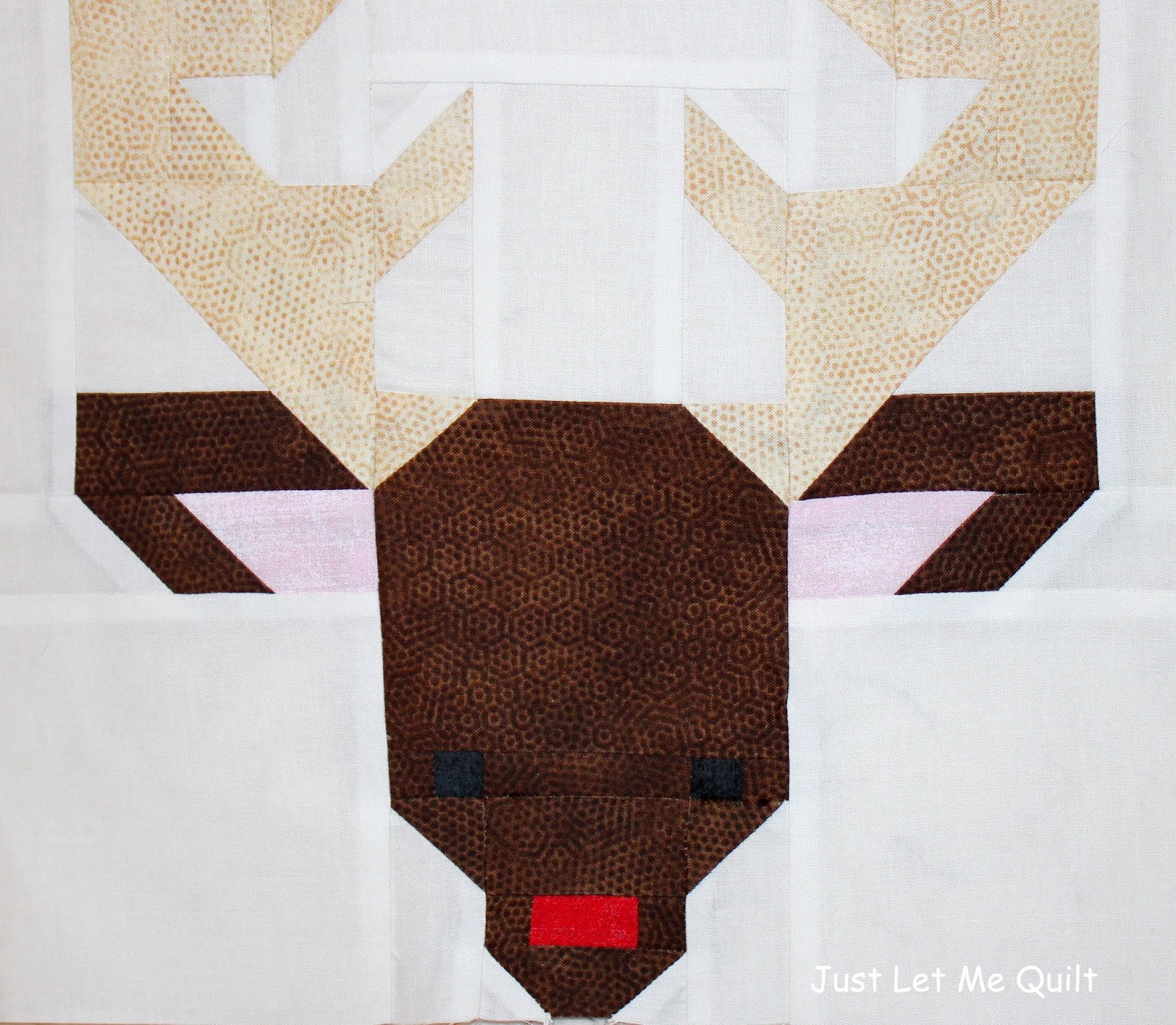 Just Let Me Quilt: Rudolph The Red Nose Reindeer Block