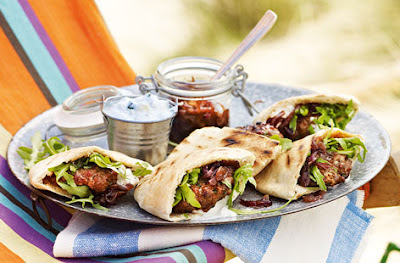 Mini Moroccan lamb pittas recipe | Arabic Food Recipes