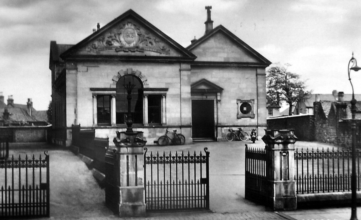 Tour Scotland: Old Photograph The Library Larbert Scotland