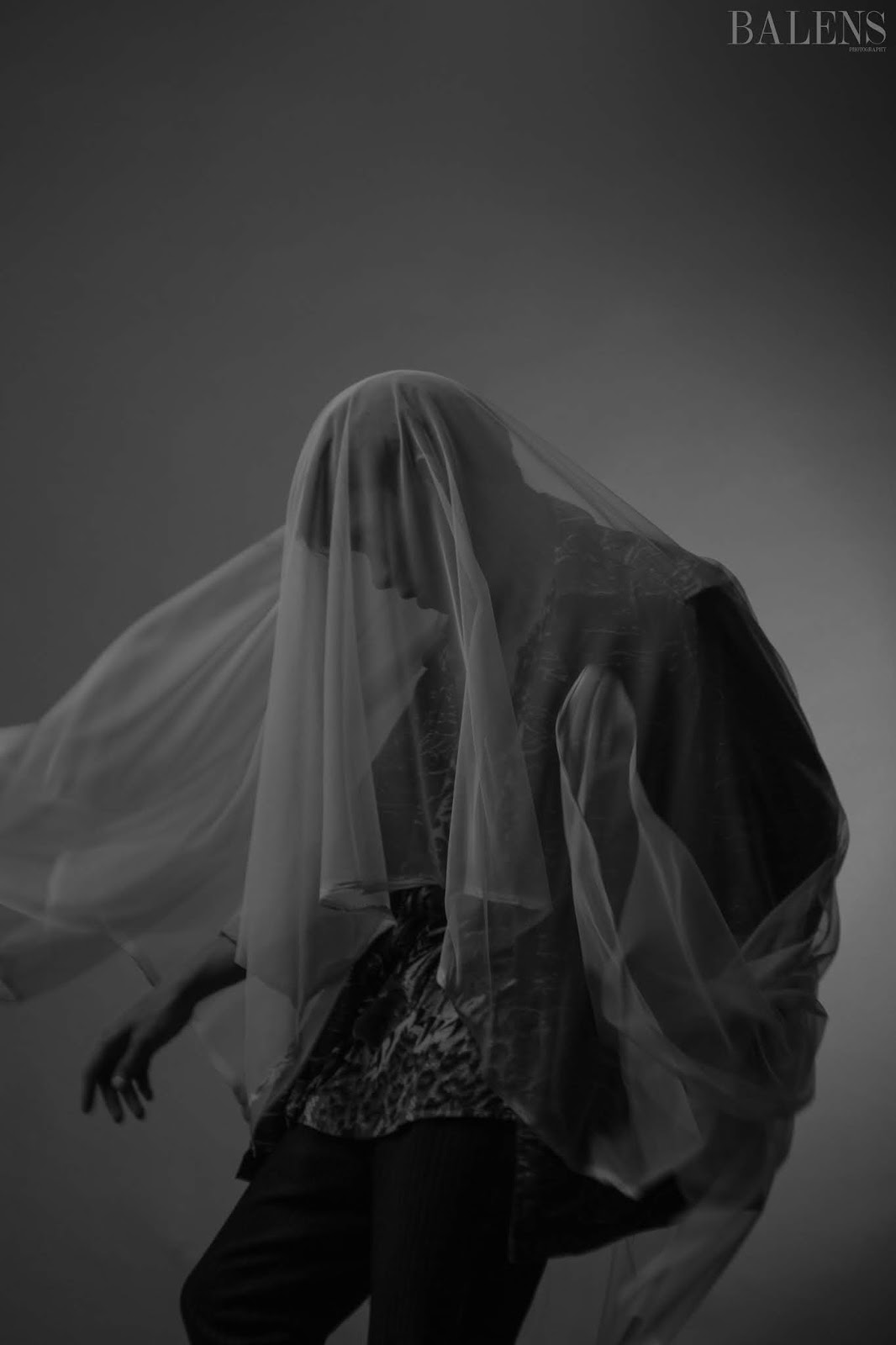 Gloomy Photography / DARK Photography | Balens Photography