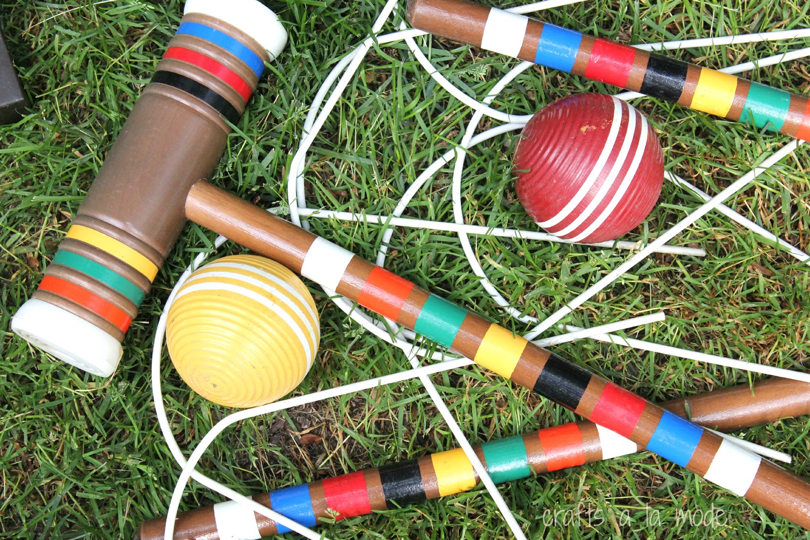 Hundreds of Ways to Make This Your Best Summer EVER! - Crafts a la mode