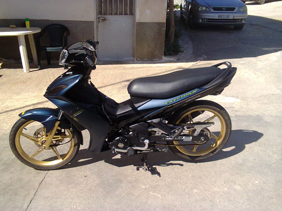 Mikrowio me dio rodes: Yamaha Crypton X Race Tech
