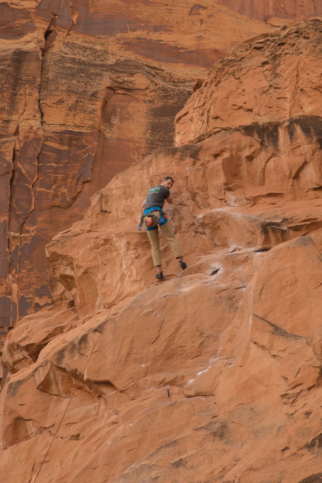 On The Road Full Time Rving: Wall Street Moab Style