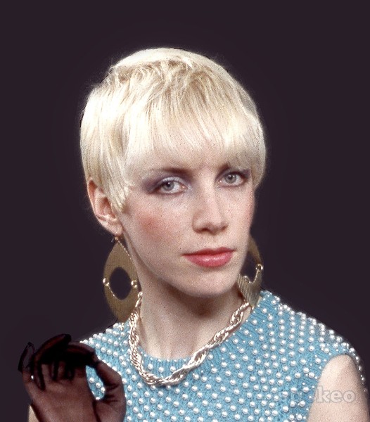 Annie Lennox ~ efemeridesdelamusica-San-Francisco-Chronicle