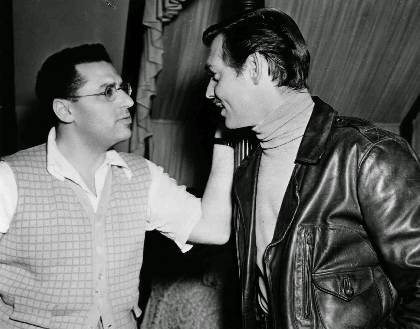 37 Rarely Seen Behind-the-Scenes Photos From the Making of Classic Film ...