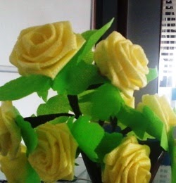 MYCRAFTIDEASOFALL..: ROSE FLOWERS USING FLEX PAPERS