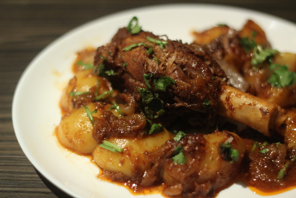 Braised Lamb Shank in Massaman Curry - in 30 minutes...and the return ...
