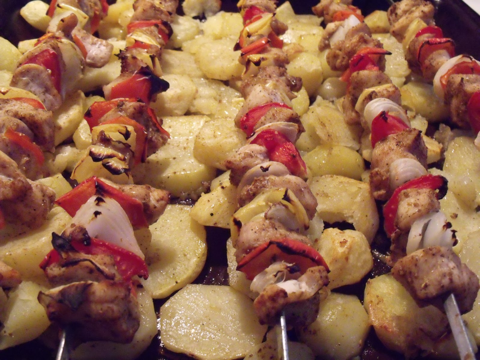Recept Aréna Csildi blogja: Csirkemell saslik,nyárs sütőben sütve