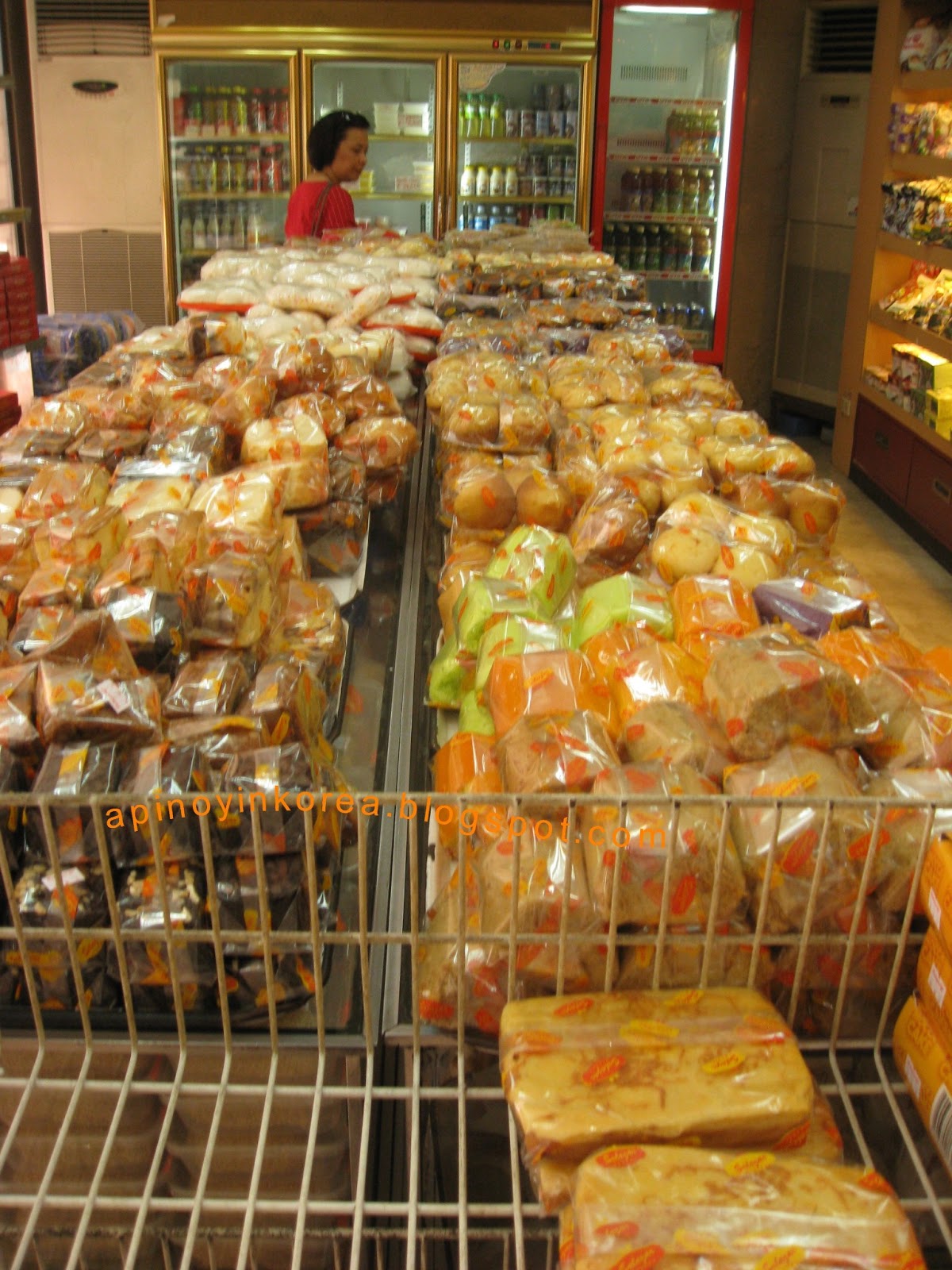 A Pinoy in Korea: A Pinoy in Binondo: Salazar's Hopia!