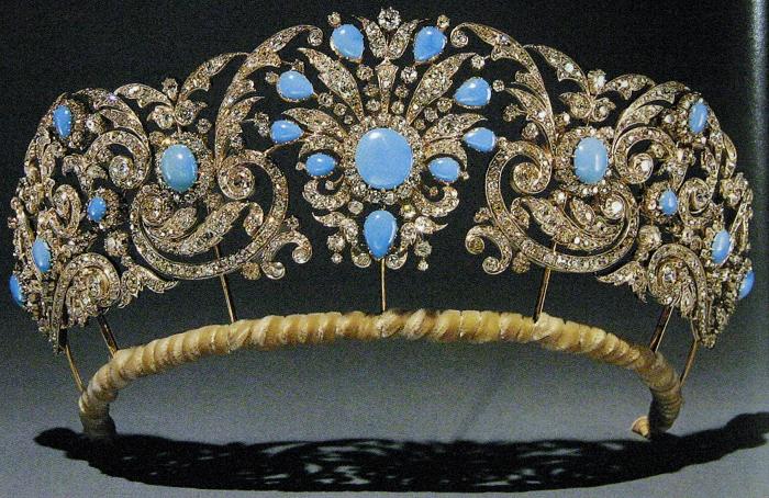 Marie Poutine's Jewels & Royals: Colorful Tiaras