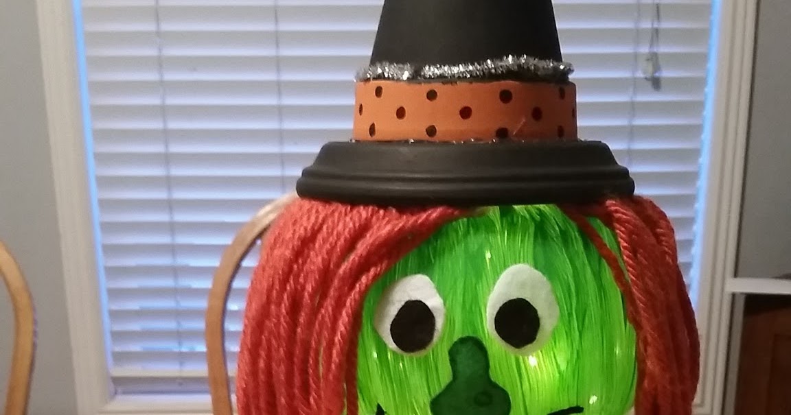 Mindy-B-Crafting: HALLOWEEN: Clay Pot Witch