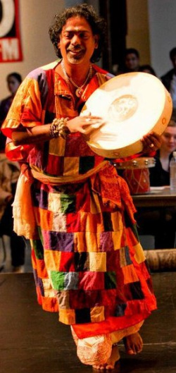 Oldest 'ONLY LINEAGE' of VAISHNAVA TANTRIC Bhakti BAULS from the SOUL ...