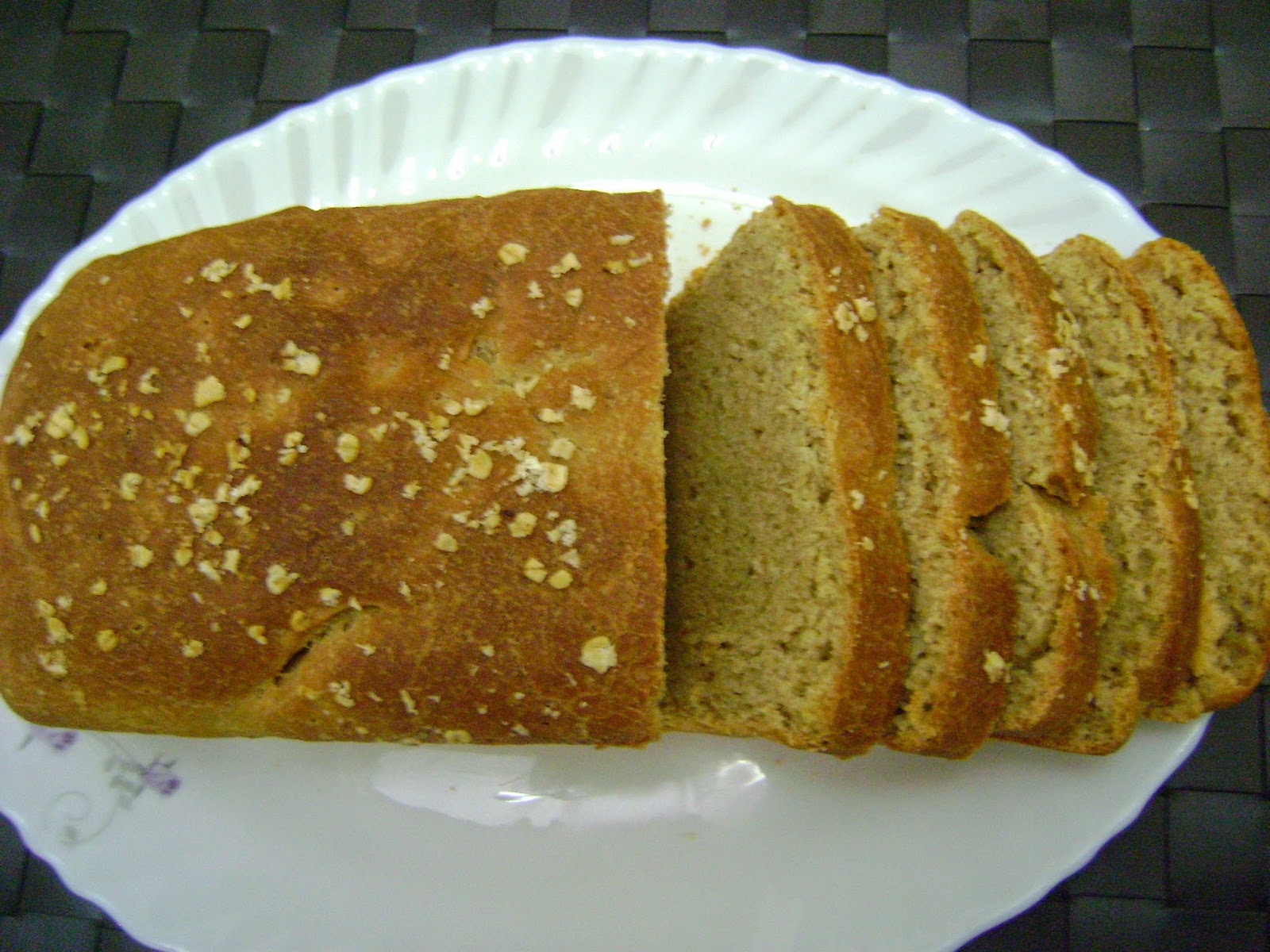 Bethica's Kitchen Flavours: Brown Bread