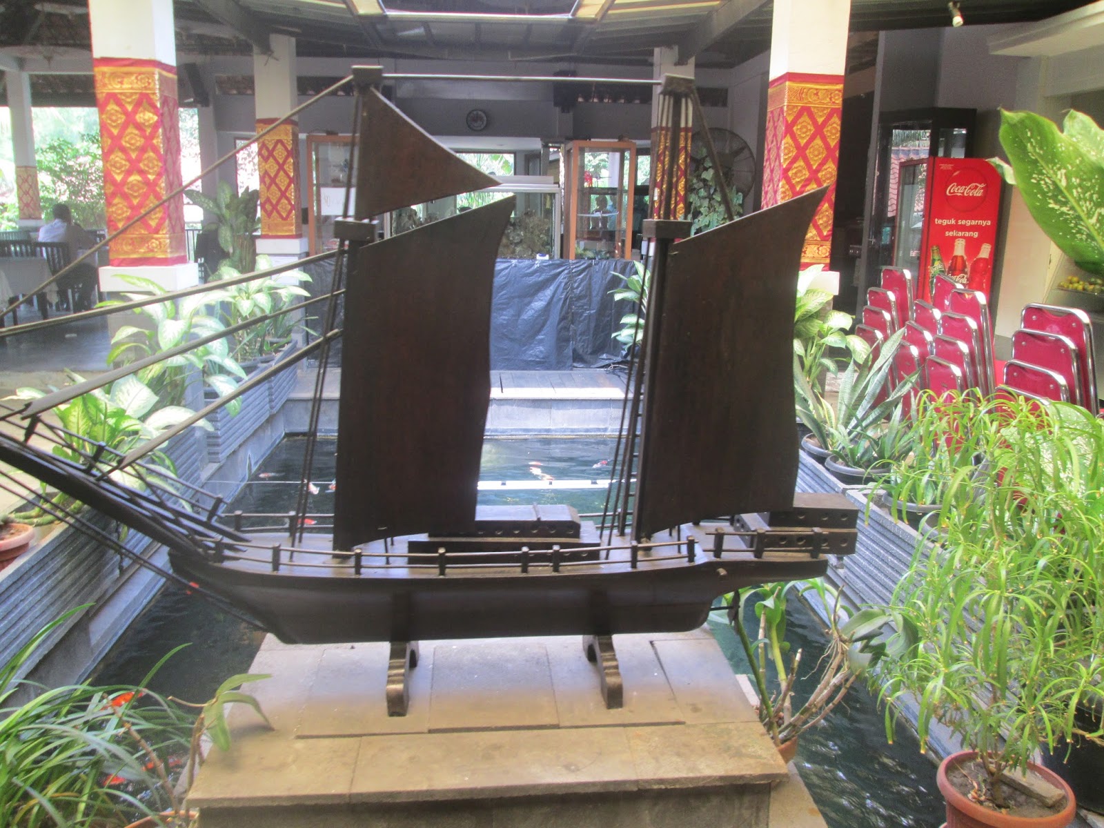 INSPIRING JOURNEY: Bale Bengong Restaurant: The First Taste of Indonesia