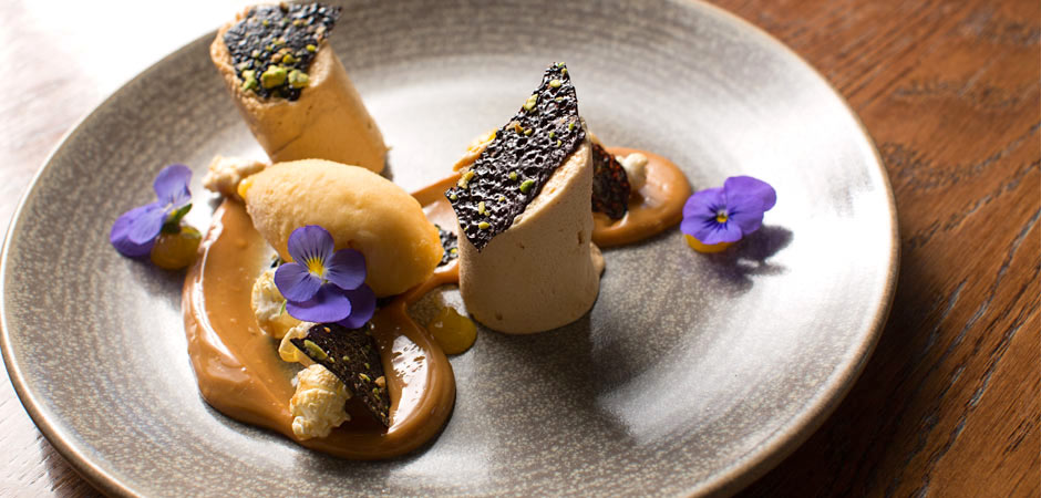 Wine Dine and Play: Fiddlesticks Restaurant & Bar