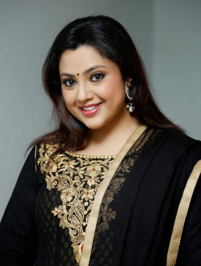 Actress Meena With Her Husband and Baby ~ Police and Kallan