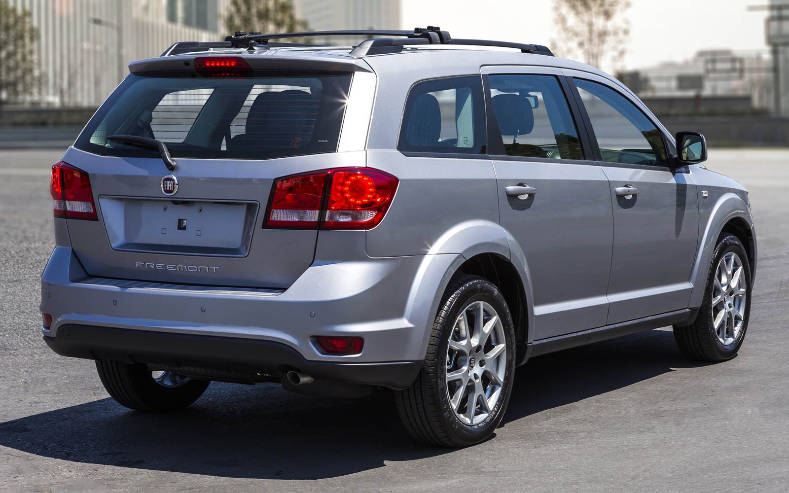 Fiat Freemont 2015: preços partem de R$ 98.530 reais