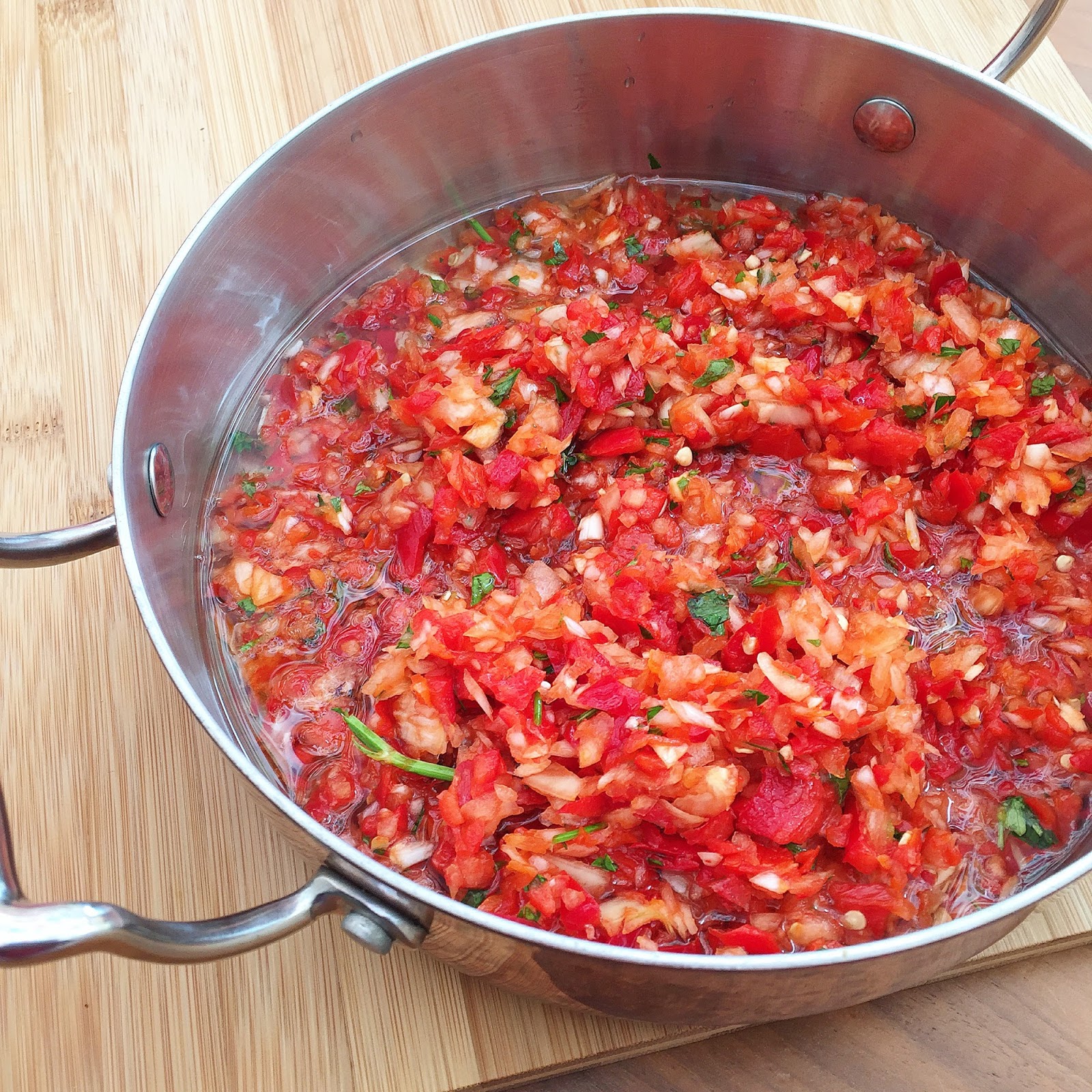 FoodAce: Homemade Chilli Sauce