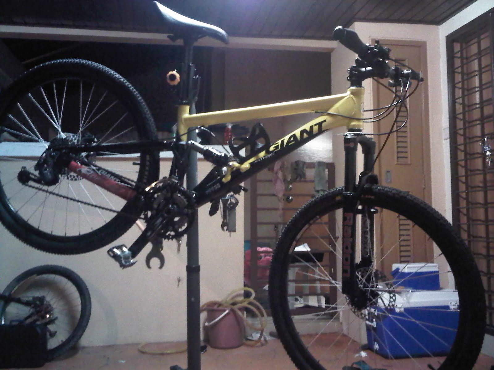 Jon Che Ya dan Basikal...: Giant Anthem 3 For Sale...