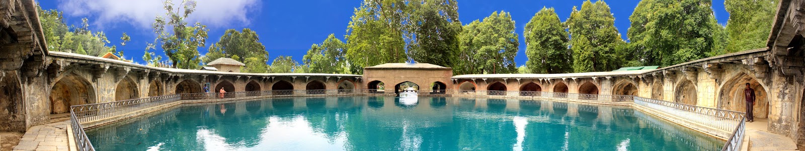 Vernag Spring and Mughal Garden - Jammu & Kashmir - India in 360