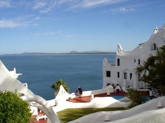 [Uruguay] Casapueblo "Livable Sculpture" ~ World Reference