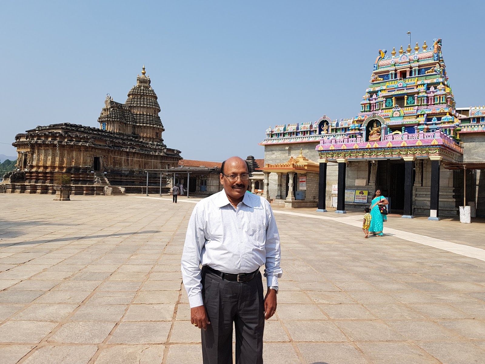 Raghu's column!: Happy to have visited the Sringeri Sharada Peetham!