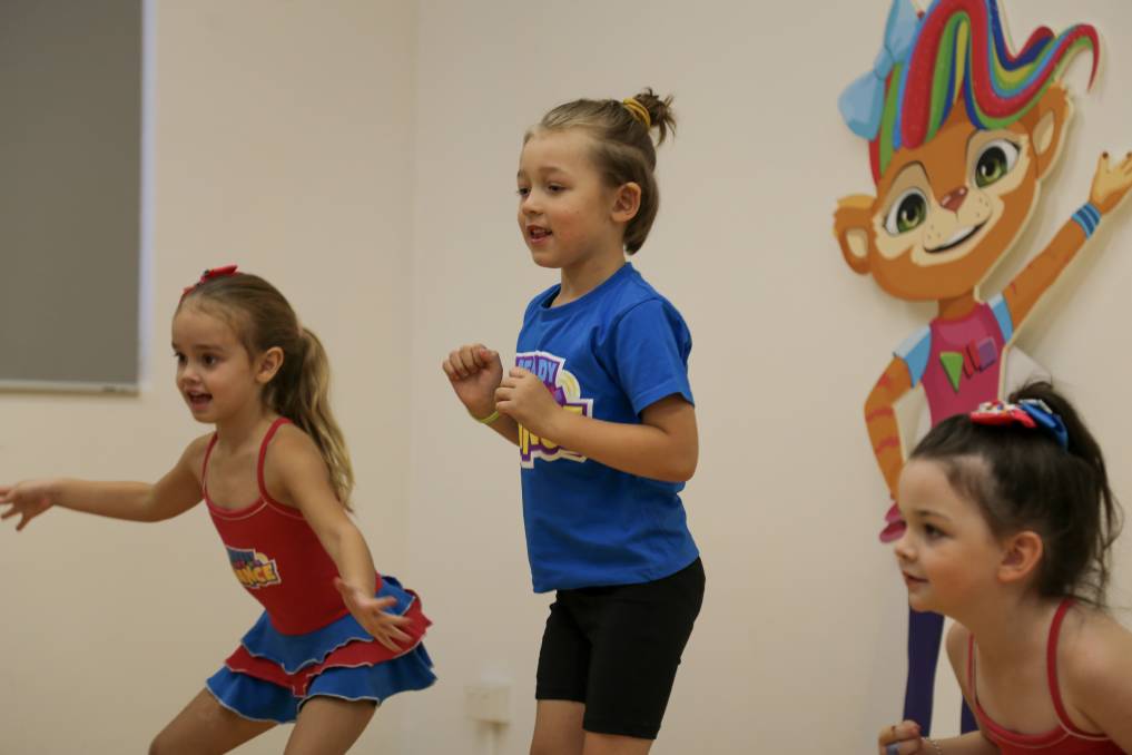 NickALive!: 'READY SET DANCE' Season 2 Pirouettes onto Nick Jr. Australia