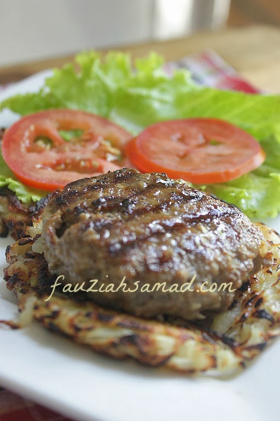 HOME MADE HASHBROWN BURGER