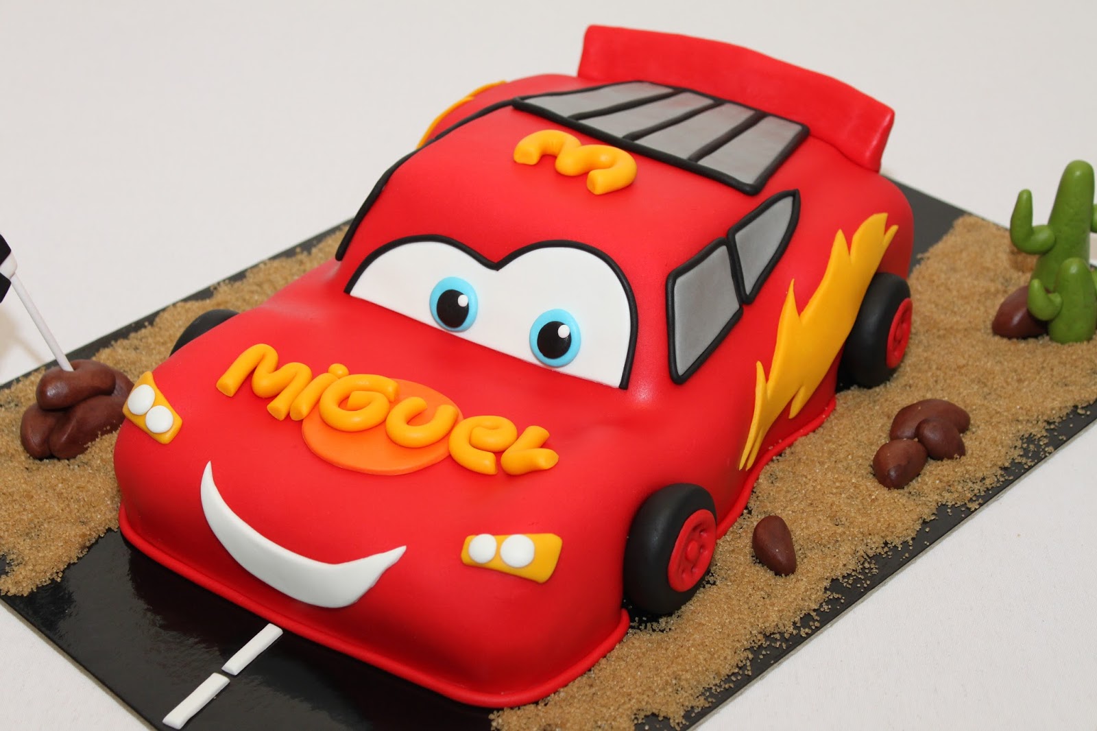 O Bolo Perfeito: Faísca Mcqueen