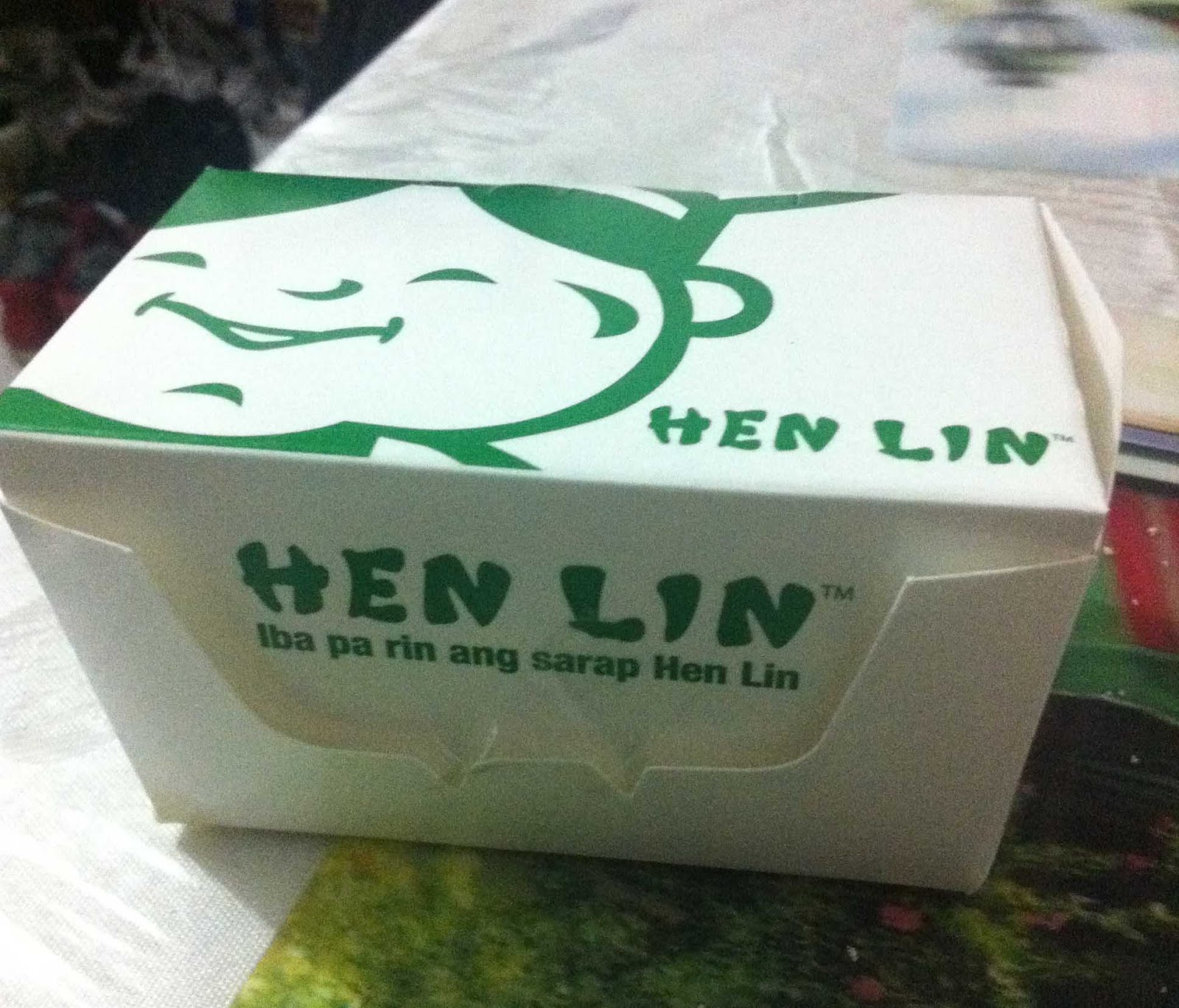 I travel...I explore...I indulge...: Henlin's siomai!