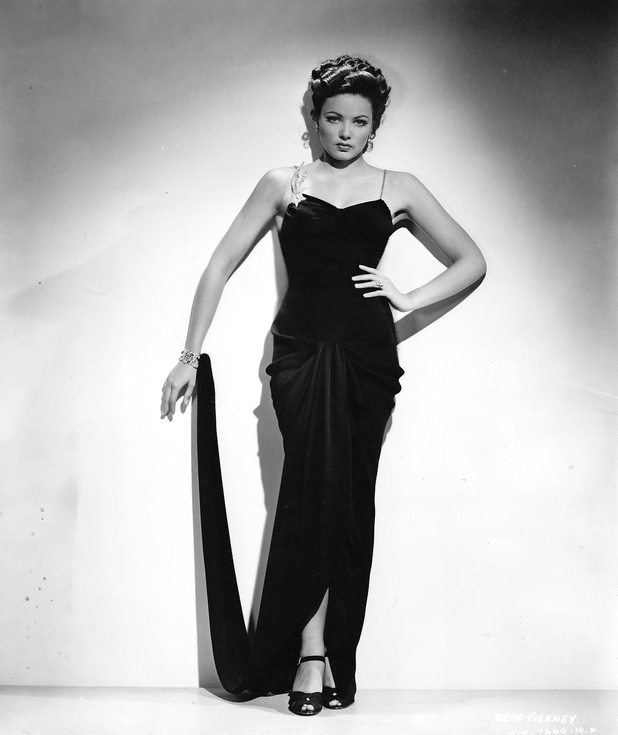 It's The Pictures That Got Small ...: THE SATURDAY GLAMOUR 15!