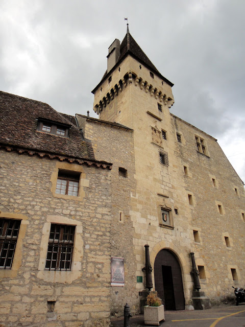 Neuchâtel Colors: Château de Colombier