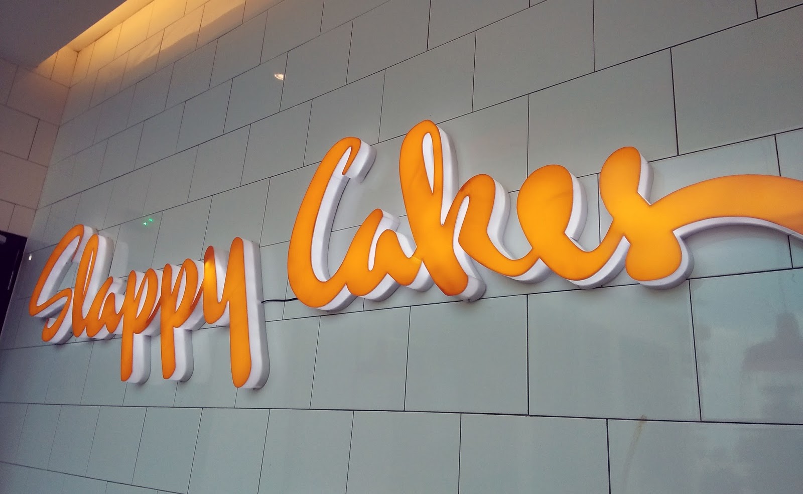 Made Your Own Pancakes at Slappy Cakes! | Curitan Aqalili - Malaysian ...