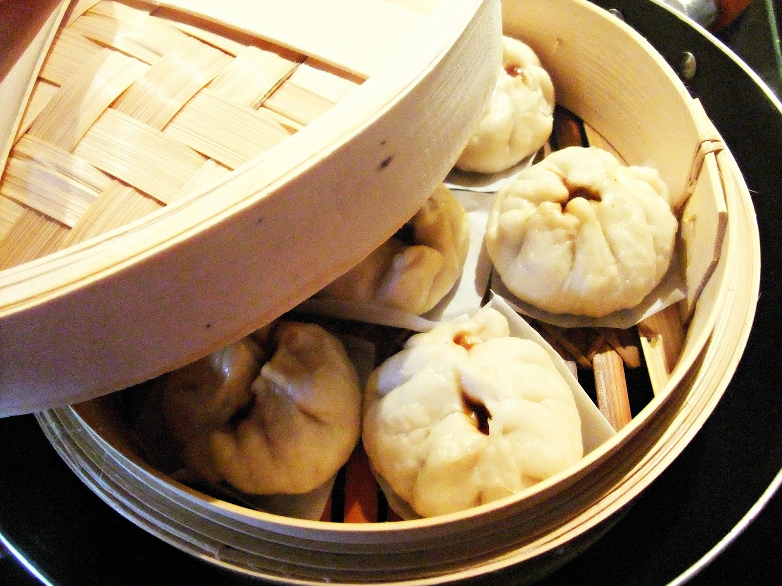 susan-s-savour-it-steamed-roast-pork-buns-char-siu-bao