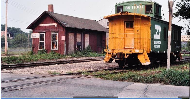 Towns and Nature: West Chicago, IL: CB&Q Depot
