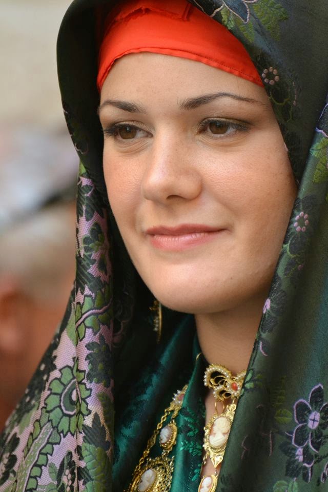 Sardinian Traditional Clothing - Page 12 - Sardinian People