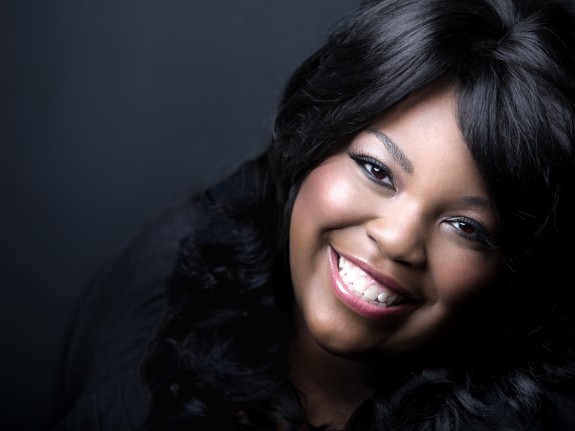 Belle Noir Magazine | Big. Beautiful. You.: October 2011