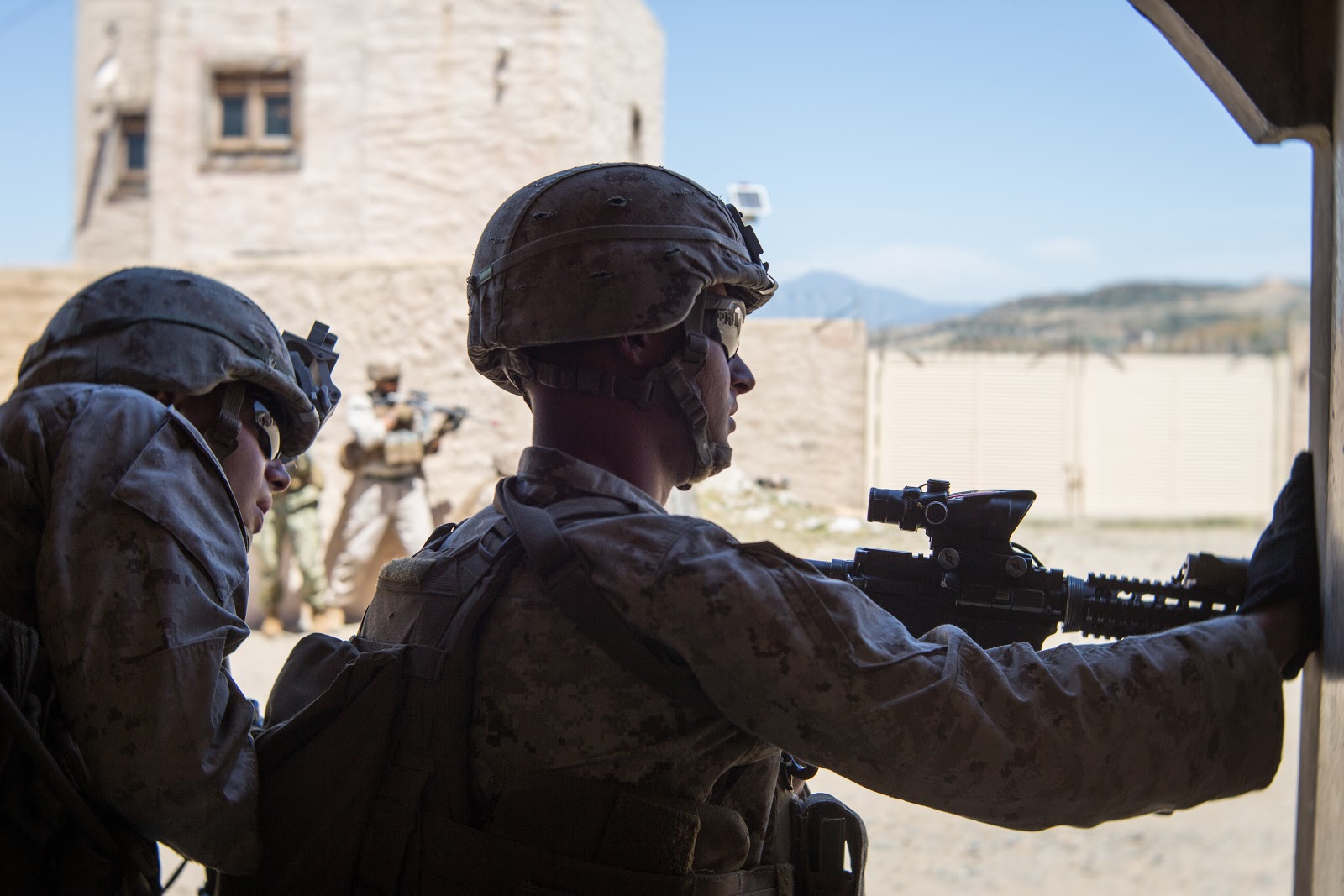 SNAFU!: Navy/Marine Flag Officer take part in USMC Raid Leaders Course ...