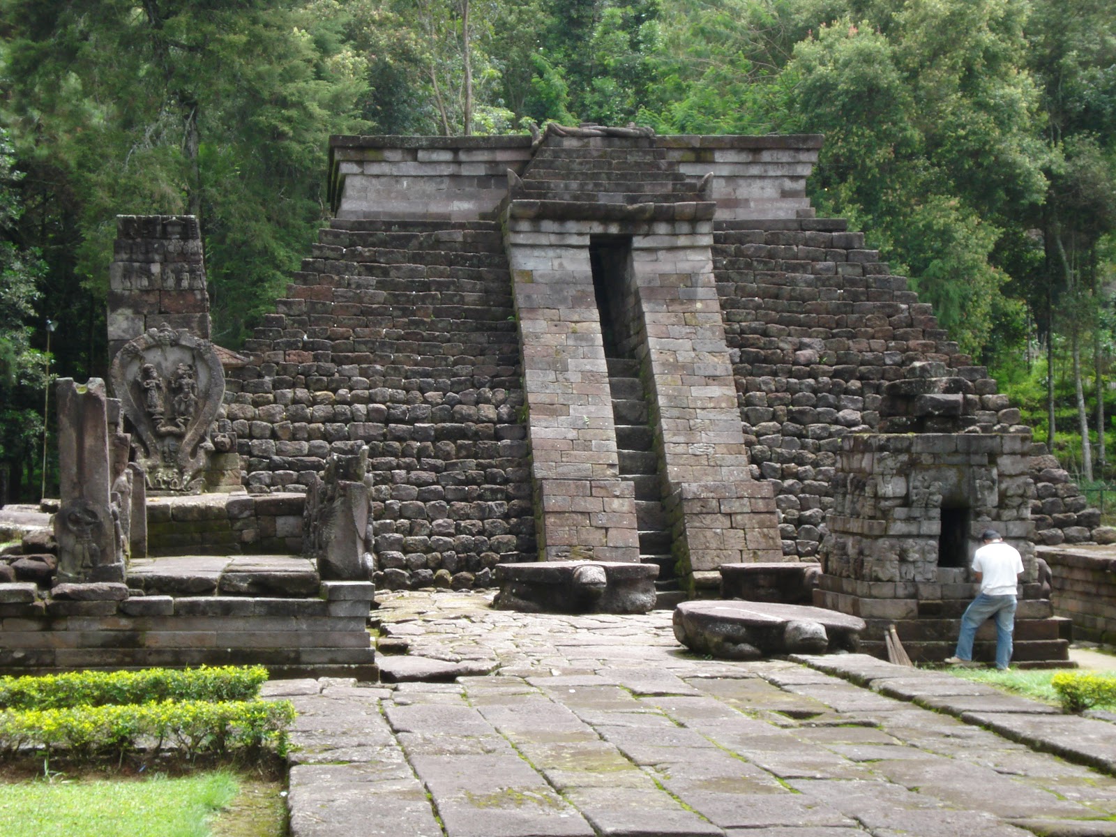 The Adventures of Team Spinelli: Ancient Temples of Central Java