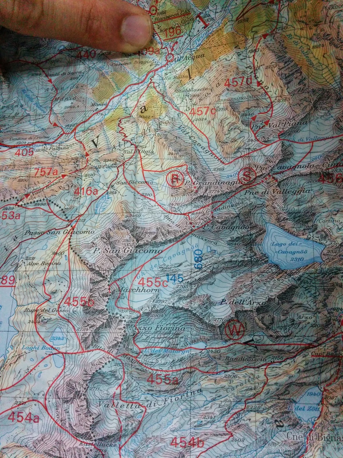 Laure and Quarup: Ski Touring -- A Swiss National Sport