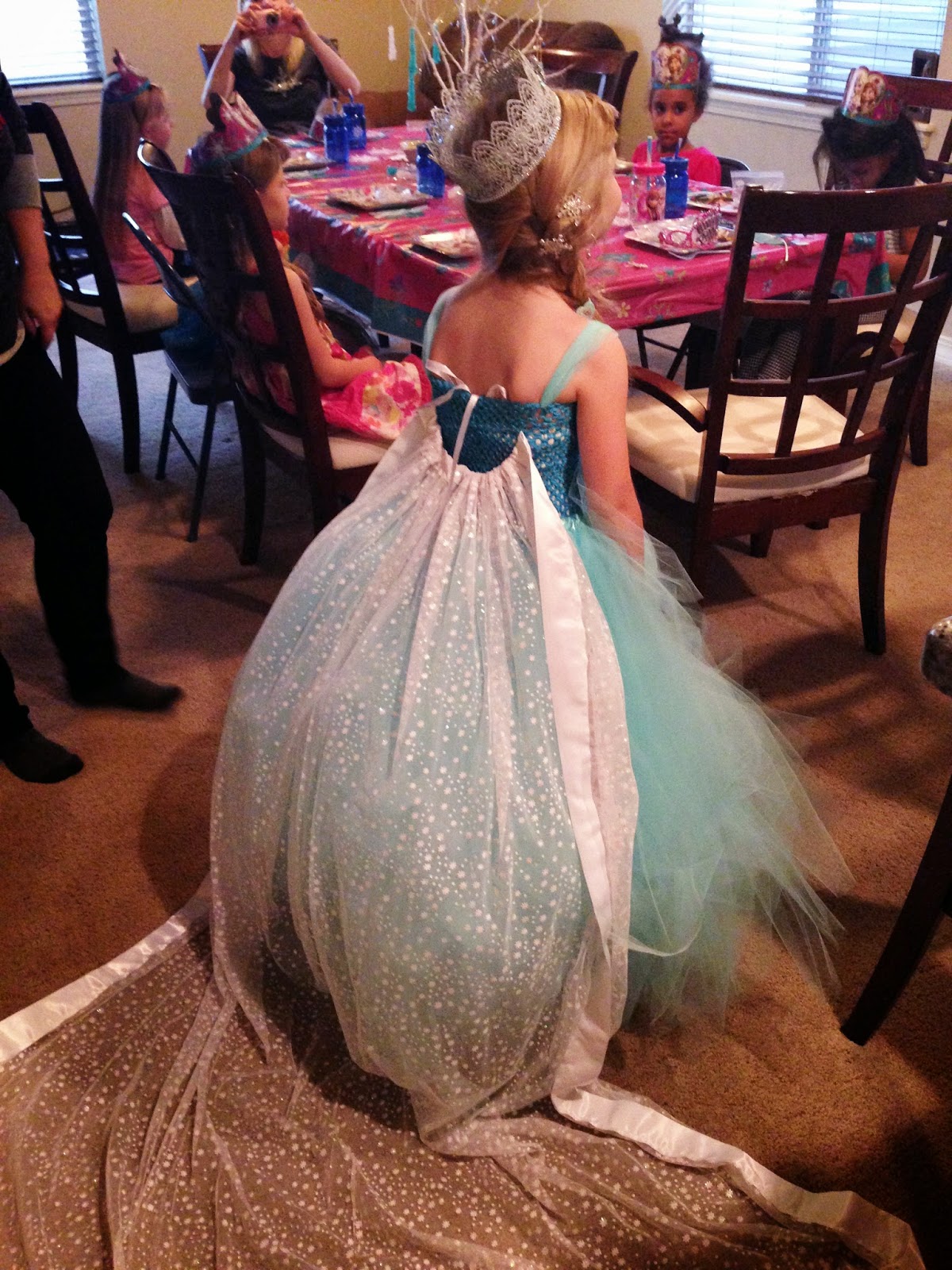 Frozen Party How-To: DIY Elsa Inspired Tutu Dress, Lace Tiara & Sparkly ...