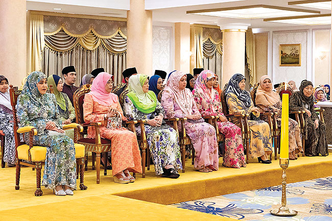 Her Majesty Duli Raja Isteri attends HRH Princess Amal Rakiah's ...
