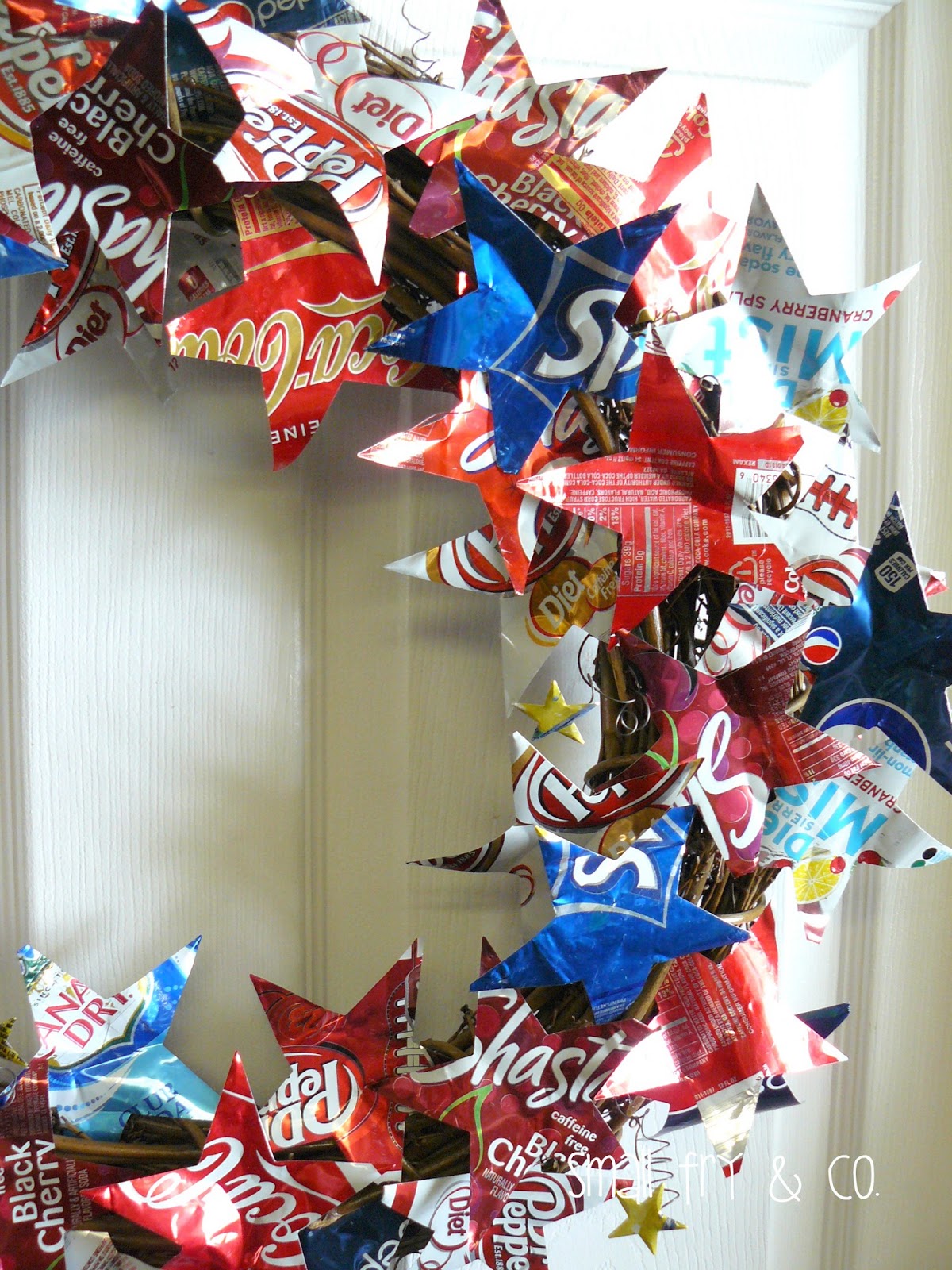 Small Fry & Co. : Patriotic Pop Can Wreath