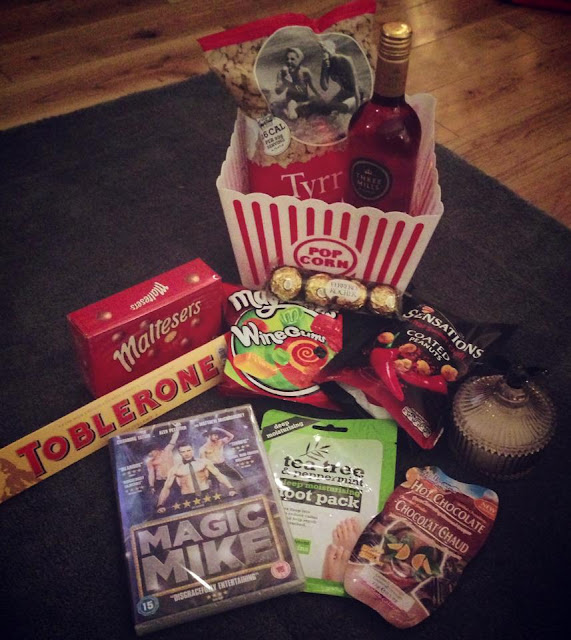 Sugar Rushed: The Perfect Gift - Movie Box