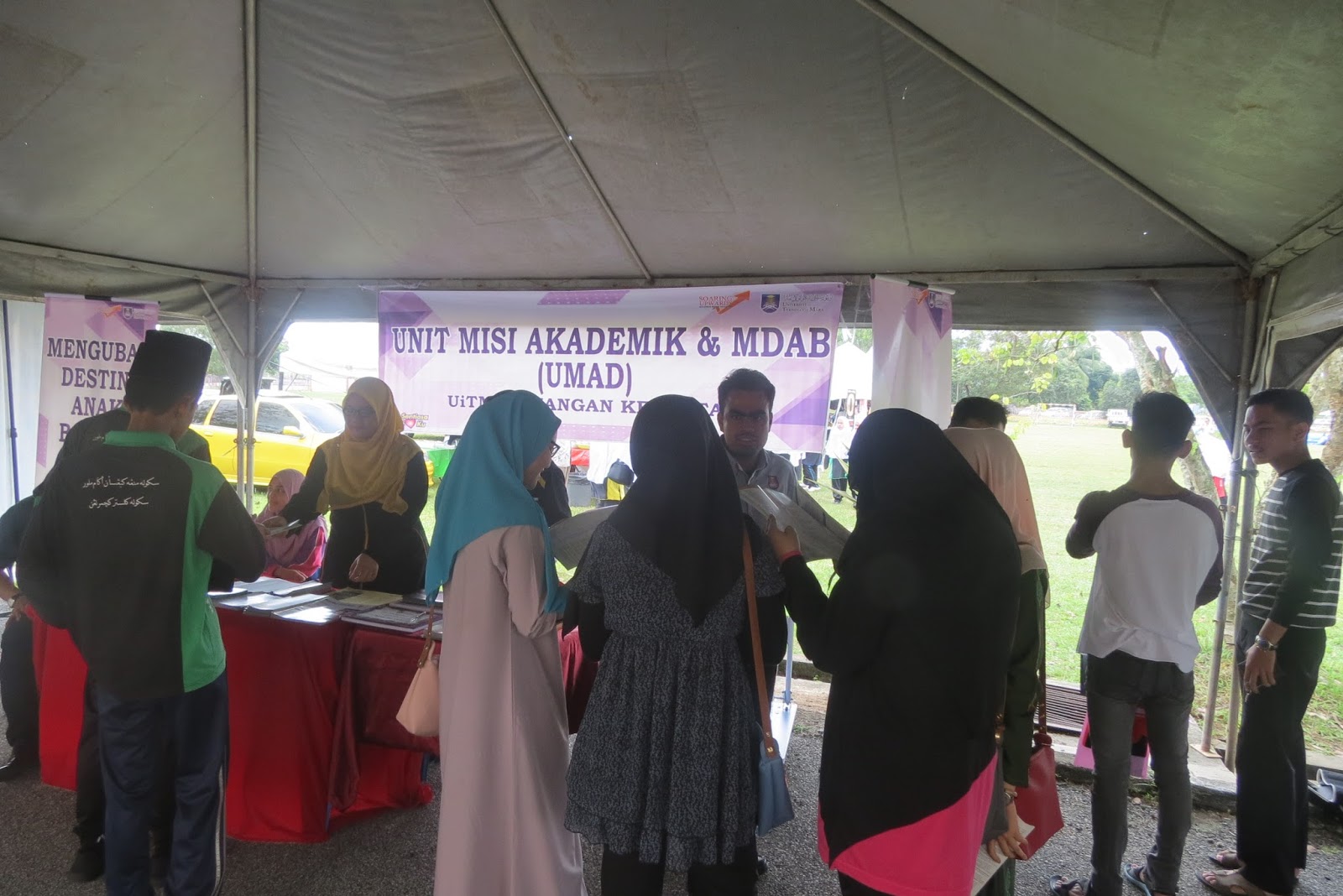 SMK AGAMA MELOR: Pameran Pendidikan, Pemeriksaan Kesihatan, Kaunter JPJ
