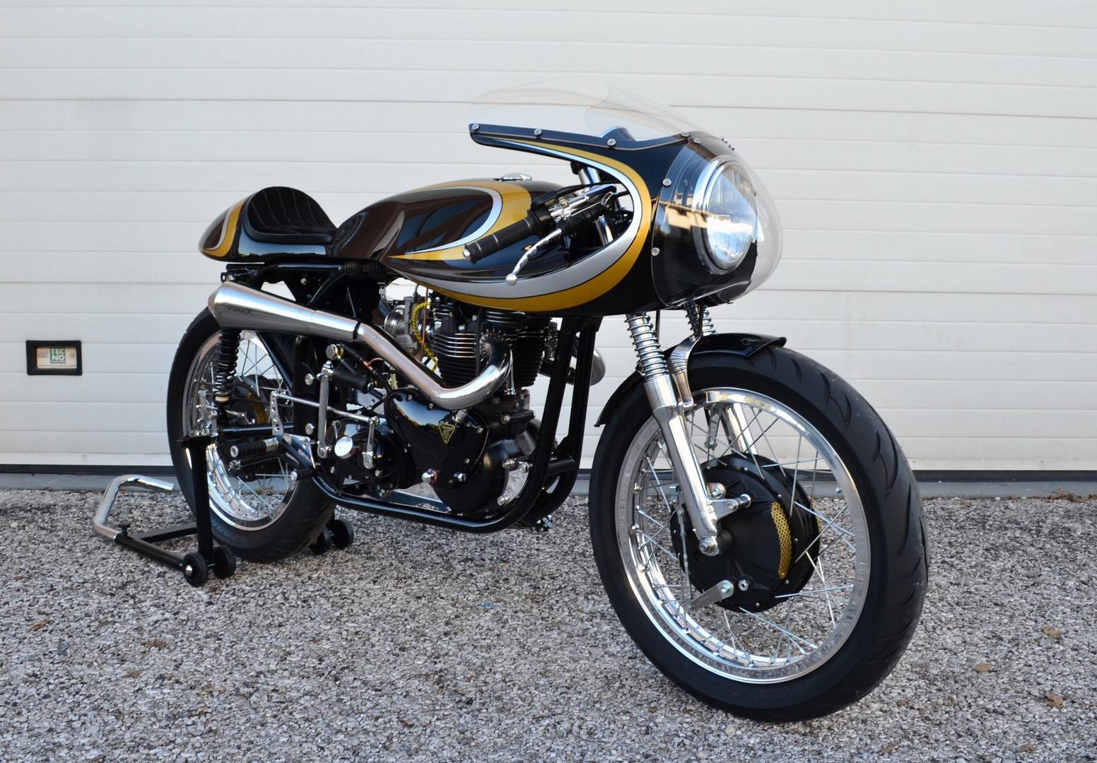 Triton CR650 Special by Stile Italiano - RocketGarage - Cafe Racer Magazine