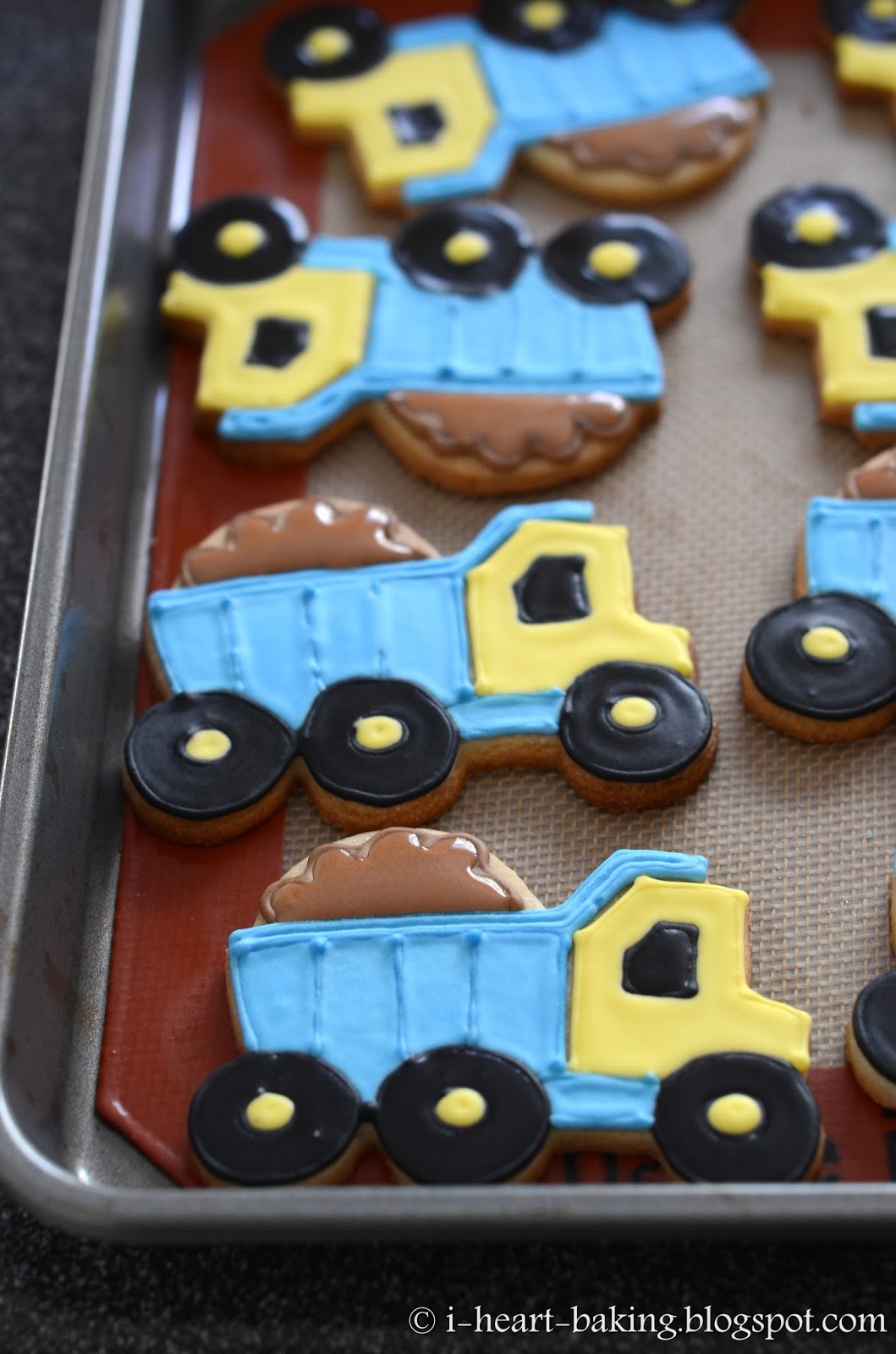 i heart baking!: dump truck cookies